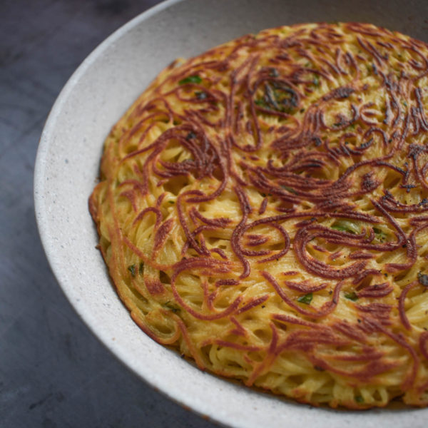 Froġa tat-Tarja (Maltese Pasta Omelette) - Apron & Whisk