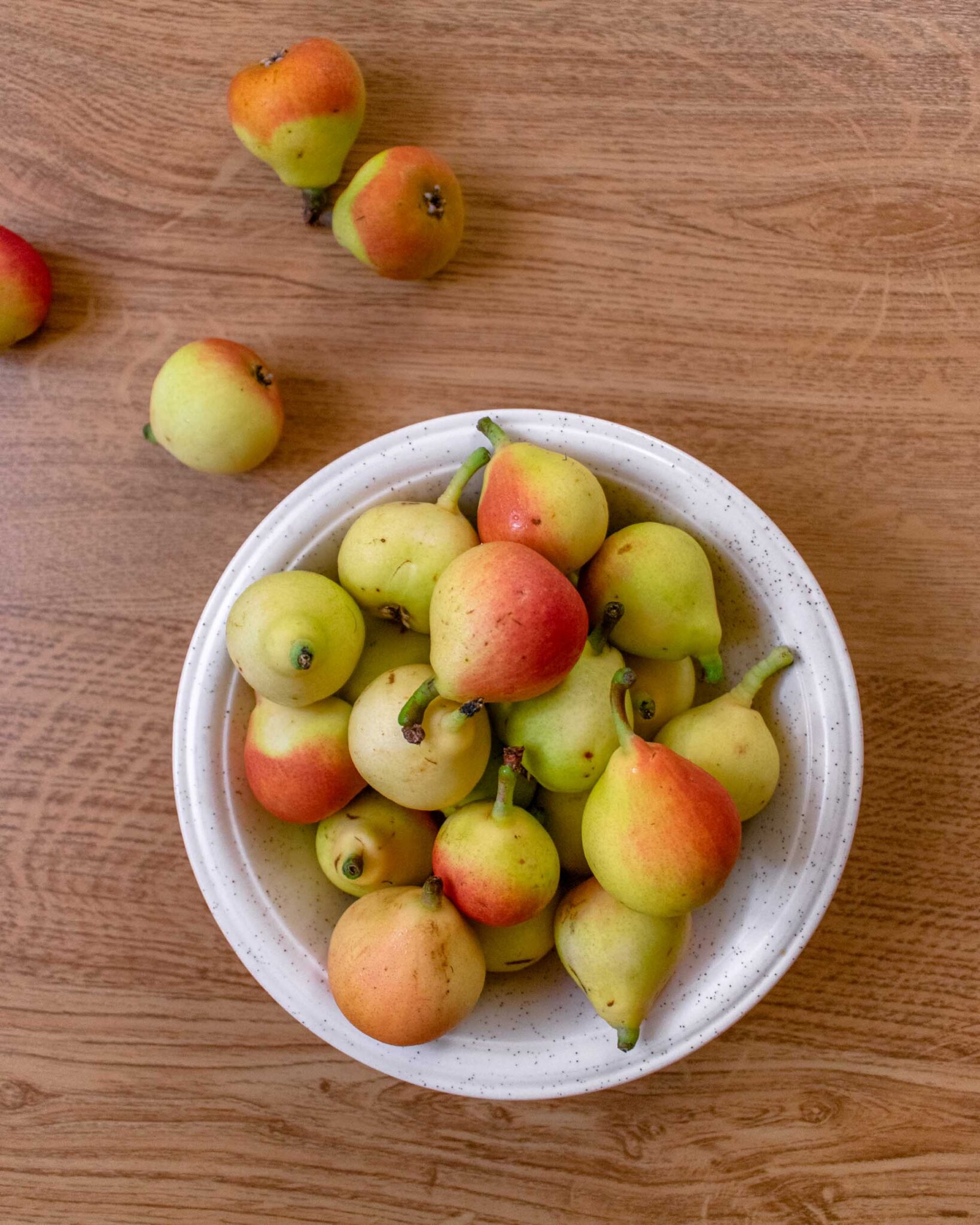 Poached Bambinella Pears - Apron & Whisk