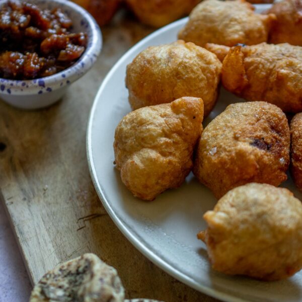 Sfineġ tal-Ġbejniet with Fig Chutney - Apron & Whisk