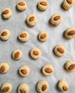 Biskuttini tal-Lewż (Maltese Almond biscuits) - Apron & Whisk