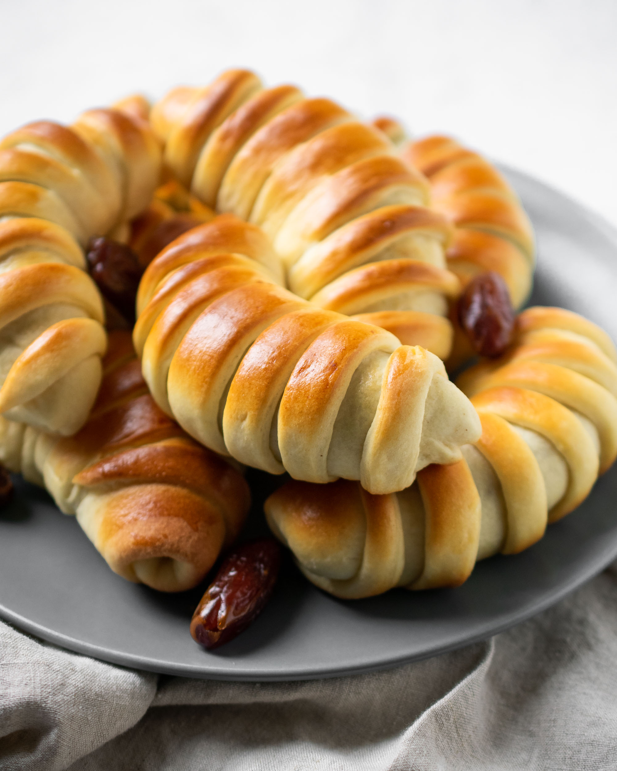 Imqaret Buns - Date Filled Sweet Buns - Apron & Whisk