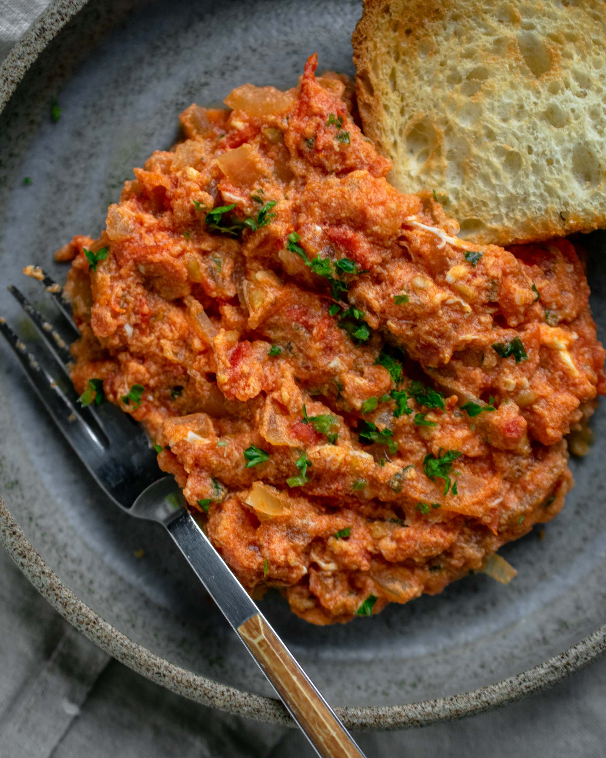Balbuljata - Maltese Scrambled Eggs with Tomatoes - Apron & Whisk