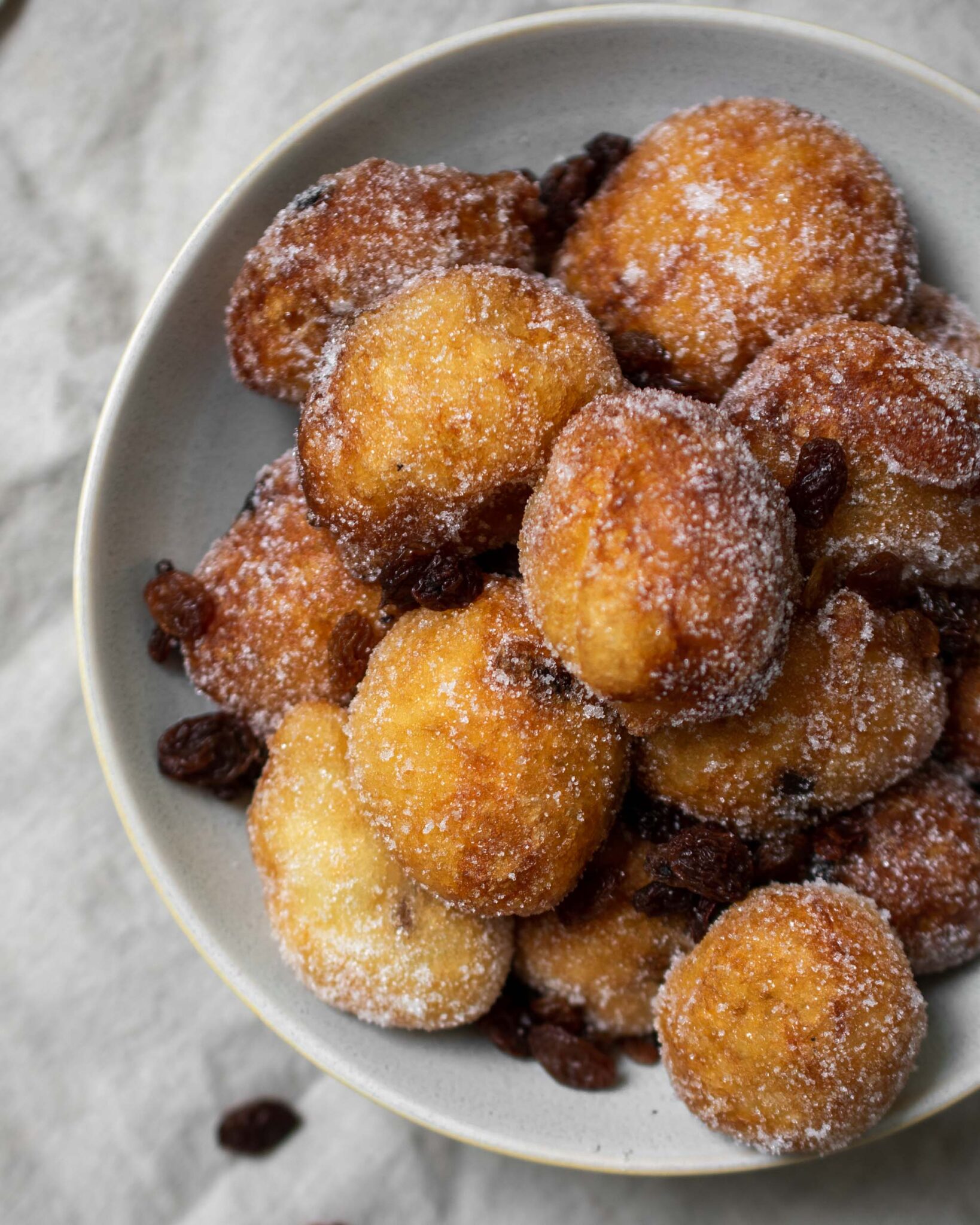 Żeppoli biż-Żbib (Sweet Fritters with Raisins) - Apron & Whisk